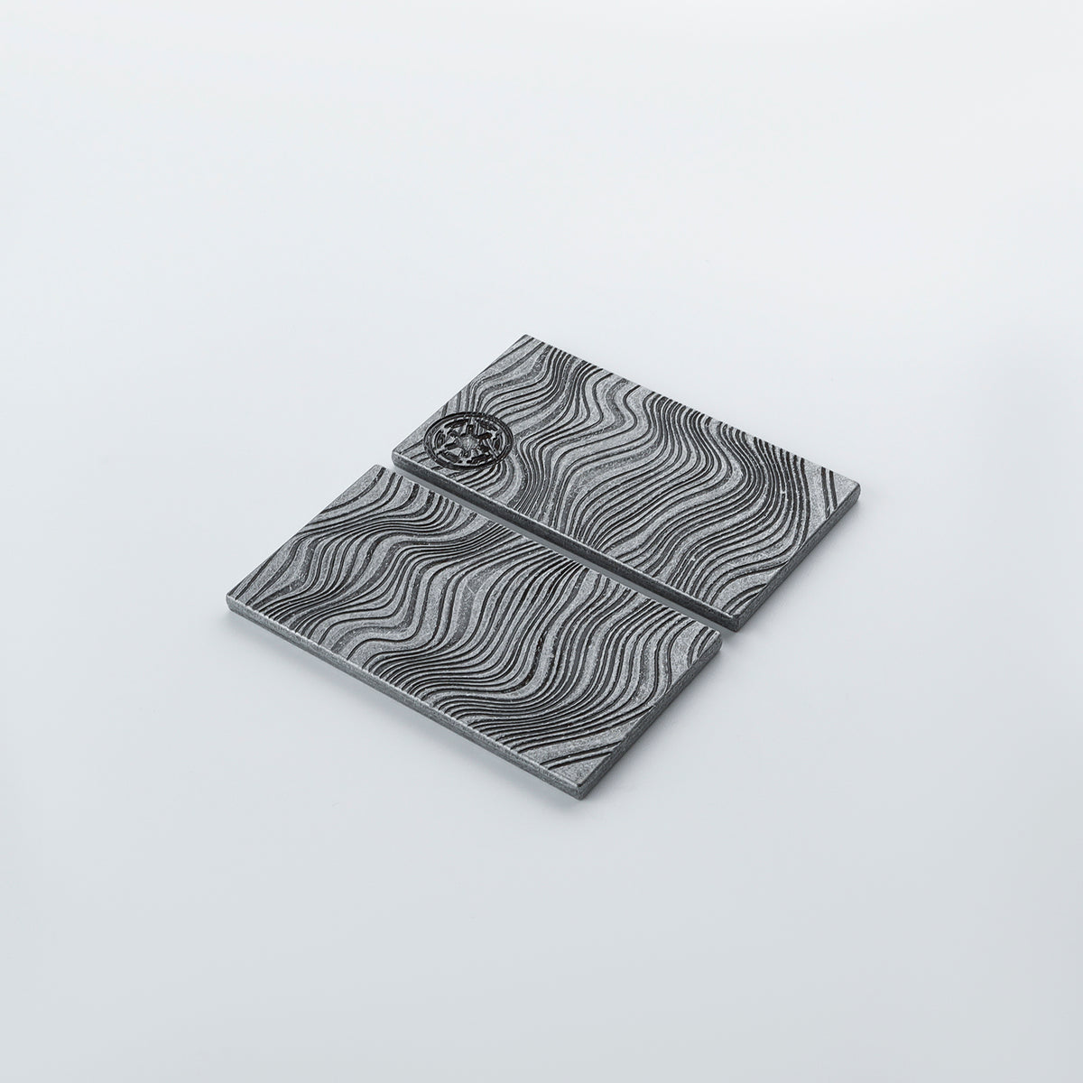 Metal beskar plaque – The Saber Factory