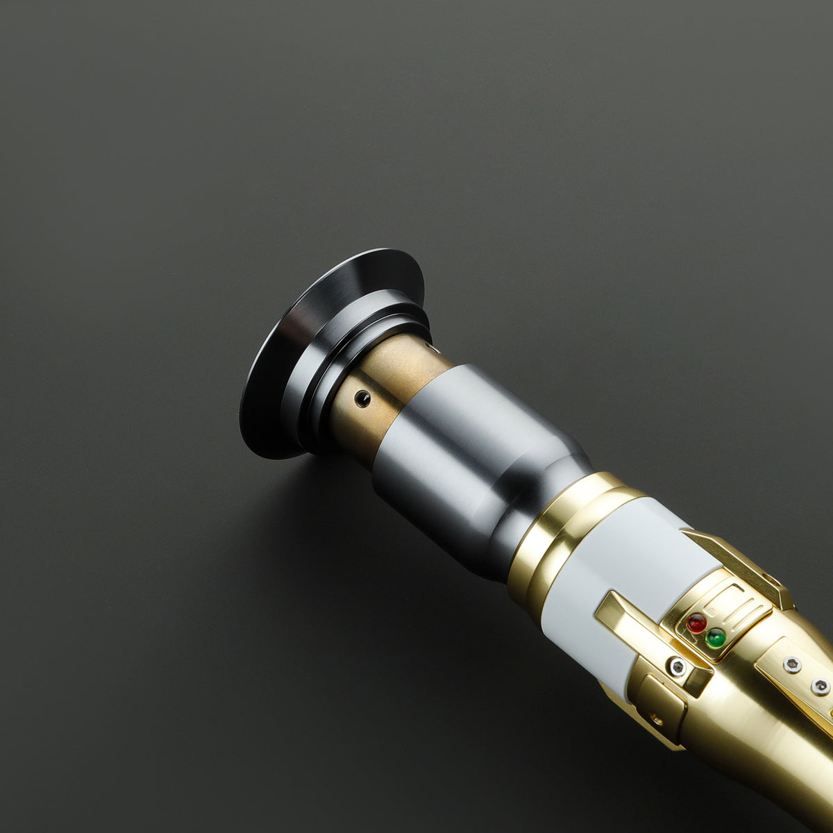 The Perseverance lightsaber – The Saber Factory