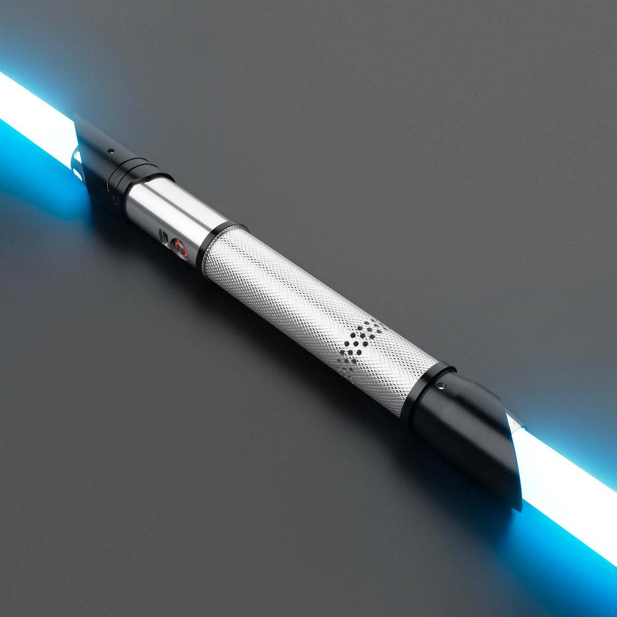 The Mantis double lightsaber – The Saber Factory